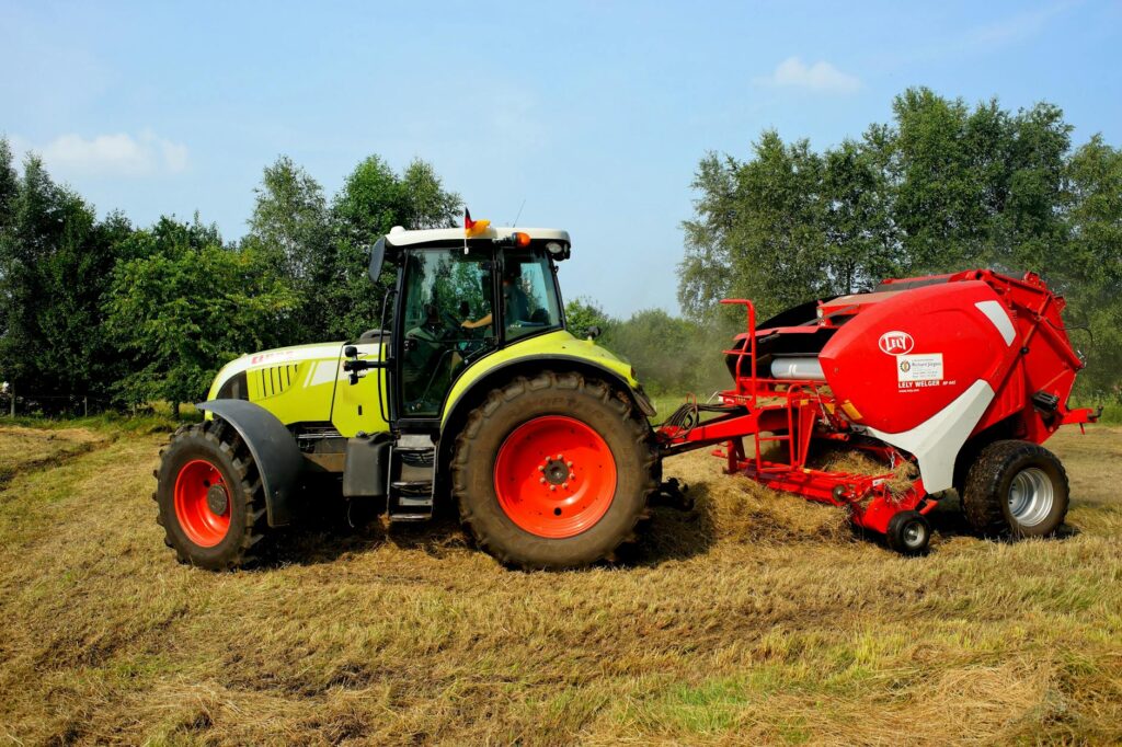 Top Tractor Manufacturers In The USA: Leading Brands (Agricultural ...